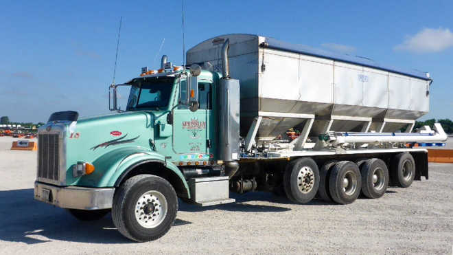 Fertilizer Trucks from top manufacturers available | Ritchie Bros.