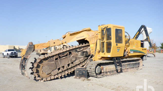 Giant Trencher
