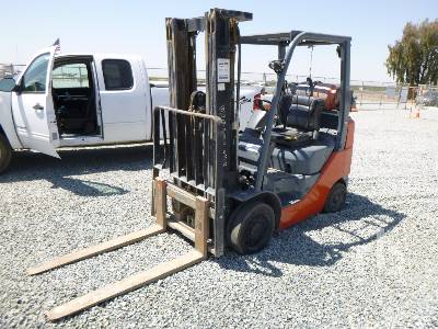 2014 TOYOTA 8FGCU25 4500 Lb Forklift