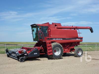 CASE IH 1680 Combine