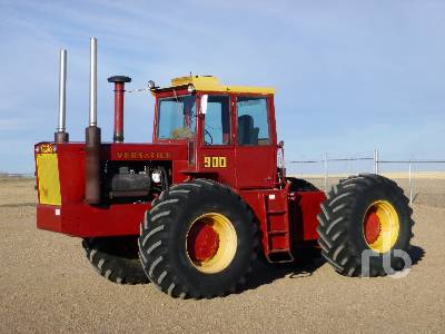 1979 VERSATILE 900 4WD Tractor