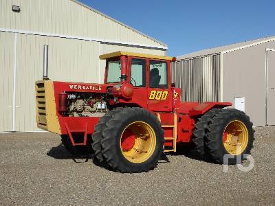 1976 VERSATILE 800 4WD Tractor