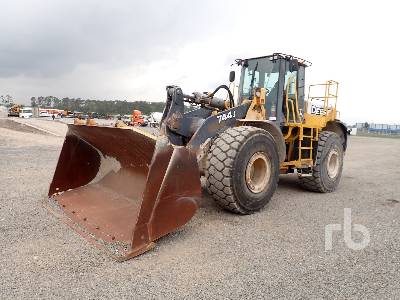 2008 JOHN DEERE 744J Wheel Loader