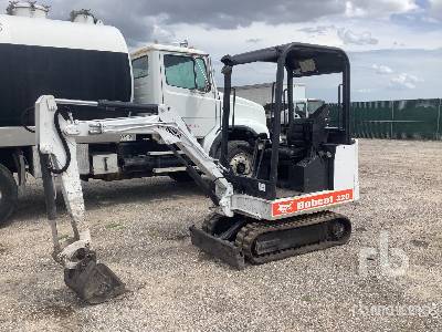 Bobcat 320 Mini Excavator