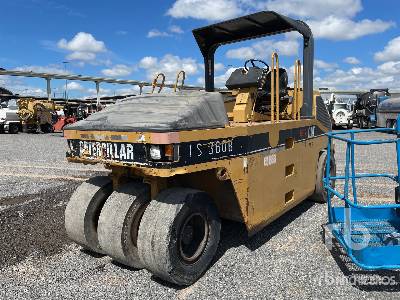 2002 Cat PS-360B 7 Wheel Pneumatic Roller (Inoperable)