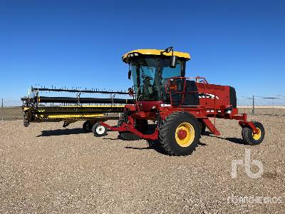2005 New Holland HW325 30 ft Swather