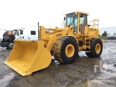 2005 John Deere 724J Wheel Loader