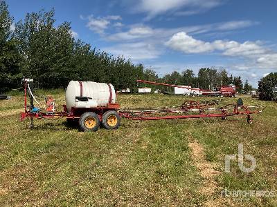 1982 Versatile 580 60 ft T/A Pull-Type Sprayer