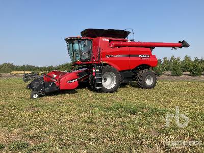 2016 Case IH 8240 Combine Harvester