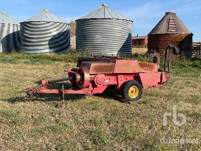 Massey Ferguson 128 Square Baler