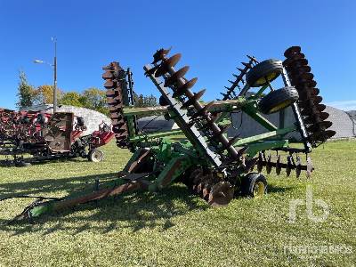 John Deere 630 30 ft Tandem Disc