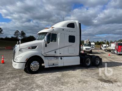 2015 Peterbilt 587 6x4 T/A Sleeper Truck Tractor