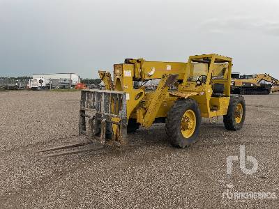 1993 Gehl 883 Telehandler