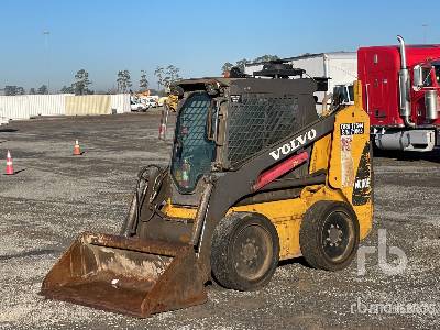 Volvo MC110C Skid Steer Loader