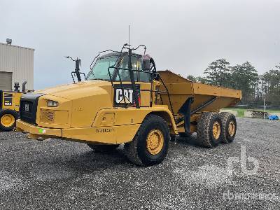2015 Cat 725C Articulated Dump Truck