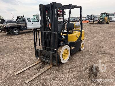 Doosan G25P-3 4450 lb LPG Pneumatic Tire Forklift