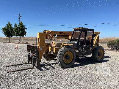 1989 Gehl 883 Telehandler