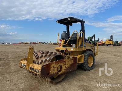 2004 Cat CP-433E Padfoot Drum Compactor