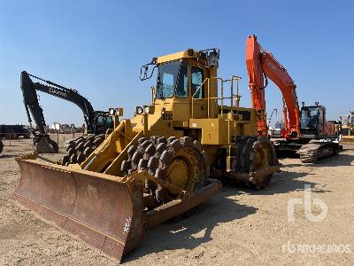 1993 Cat 825C Soil Compactor