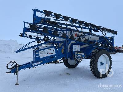 2004 Brandt SB4000 90 ft High Clearance Pull-Type Sprayer