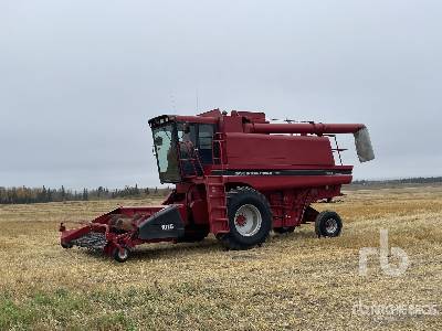 1989 Case IH 1680 Combine Harvester