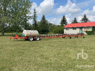 Brandt 620 80 ft Pull-Type Sprayer